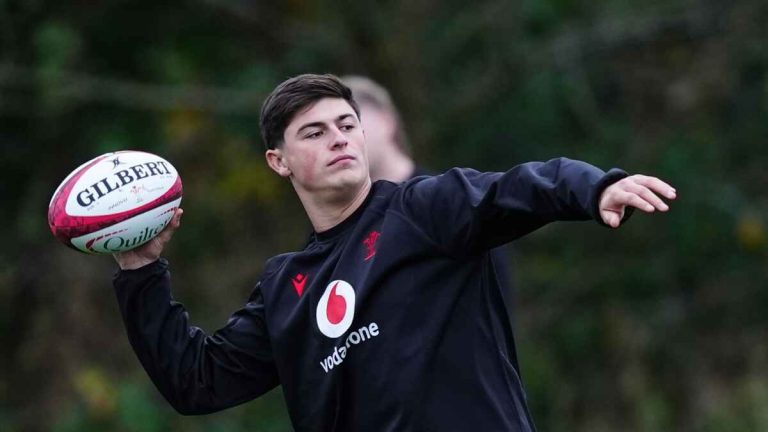 ‘Fast and explosive’ Louis Rees-Zammit back in ‘happy place’ after ...