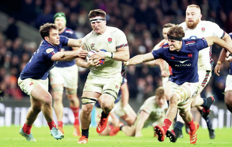 Six Nations: England ecstasy as Fin Smith seizes the day against France